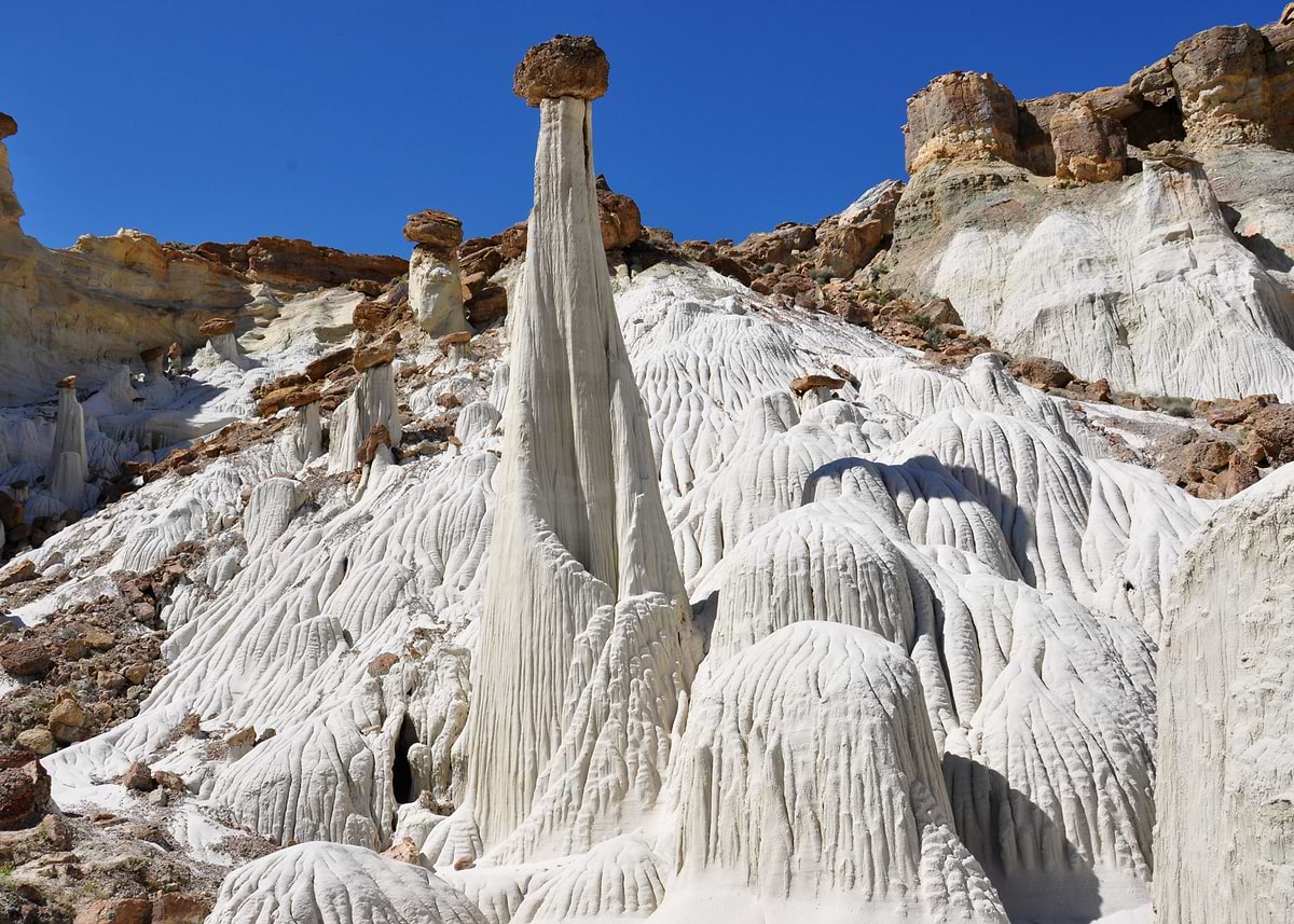 'wahweap hoodoos' Poster, picture, metal print, paint by alex neumayer ...