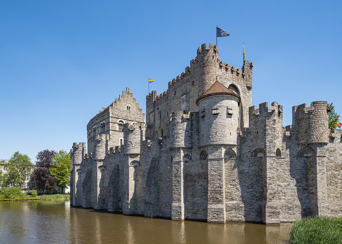 'Old Castle on Water' Poster, picture, metal print, paint by Max Ronn ...