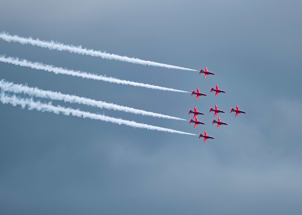'The Red Arrows' Poster, picture, metal print, paint by Ricardo Costa ...