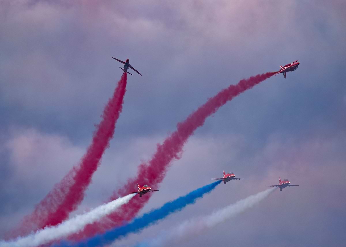 'The Red Arrows' Poster, picture, metal print, paint by Ricardo Costa ...