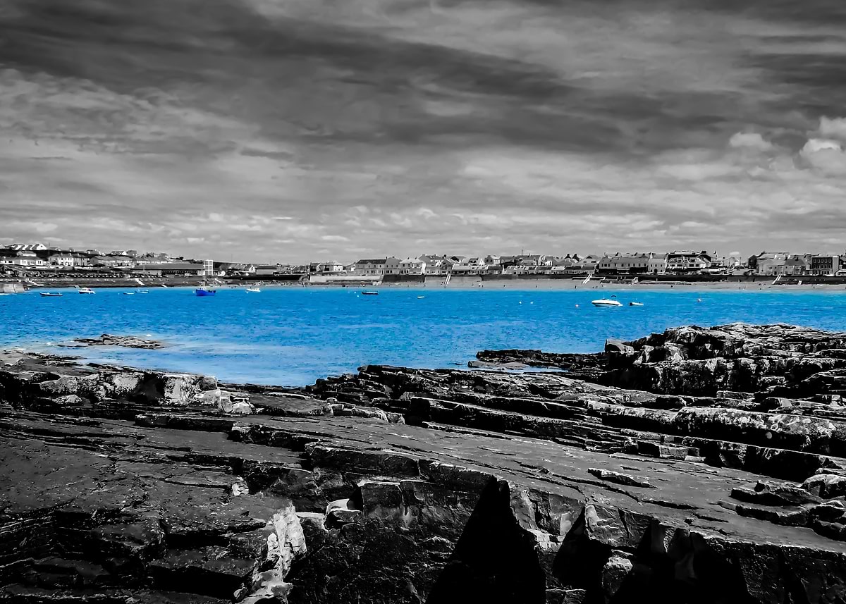 'Kilkee Town Beach' Poster, picture, metal print, paint by Xeire ...