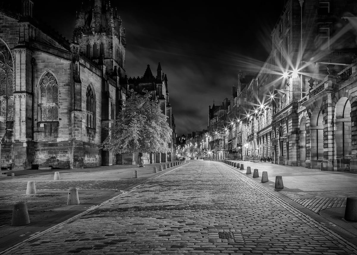 'Royal Mile in Edinburgh ' Poster, picture, metal print, paint by ...