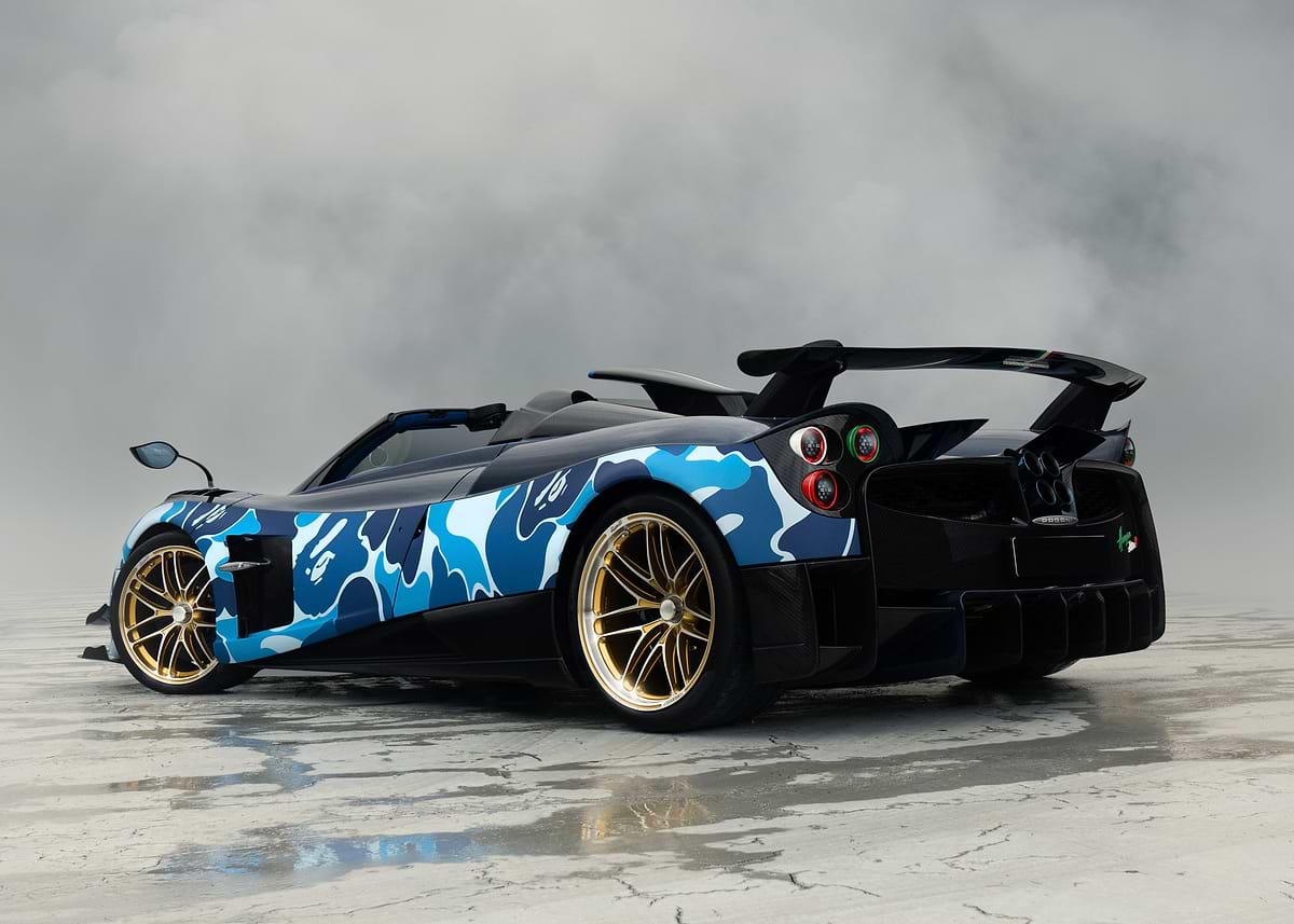 'pagani hyura roadster' Poster, picture, metal print, paint by Auto ...