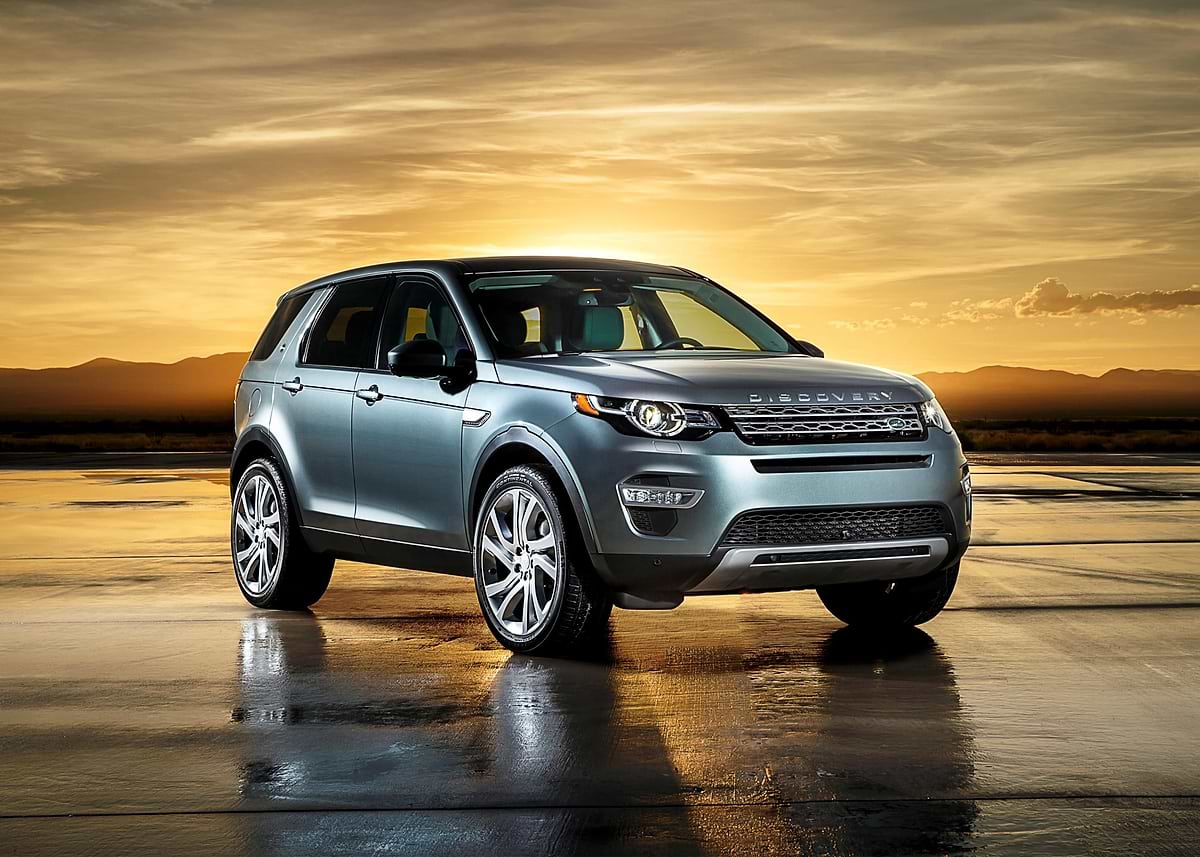 'Land Rover Discovery Sport' Poster, picture, metal print, paint by ...
