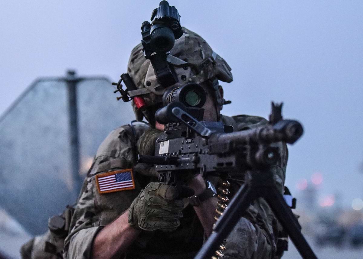 'US Army soldier' Poster, picture, metal print, paint by Artur Ullmann ...