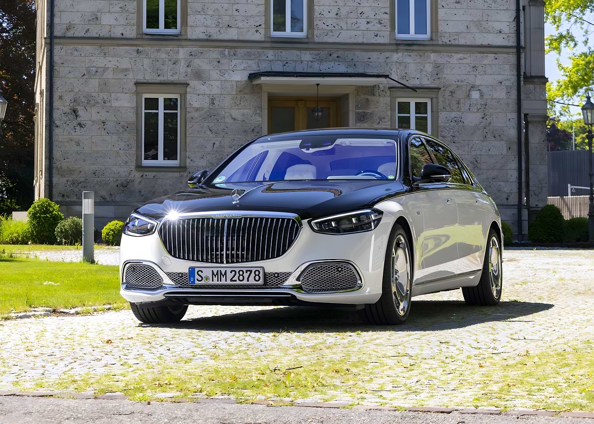 'Mercedes Maybach s680' Poster, picture, metal print, paint by Sport ...