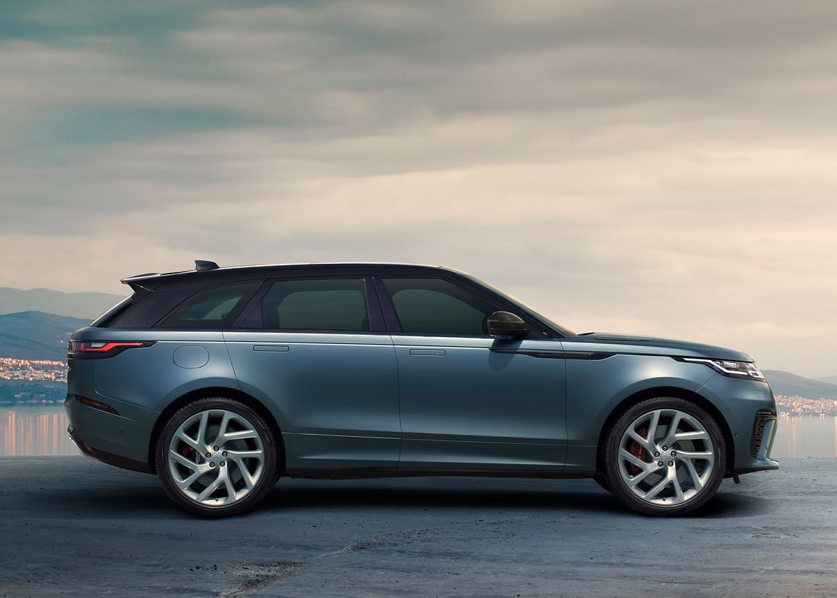 'Range Rover Velar' Poster, picture, metal print, paint by Janet ...