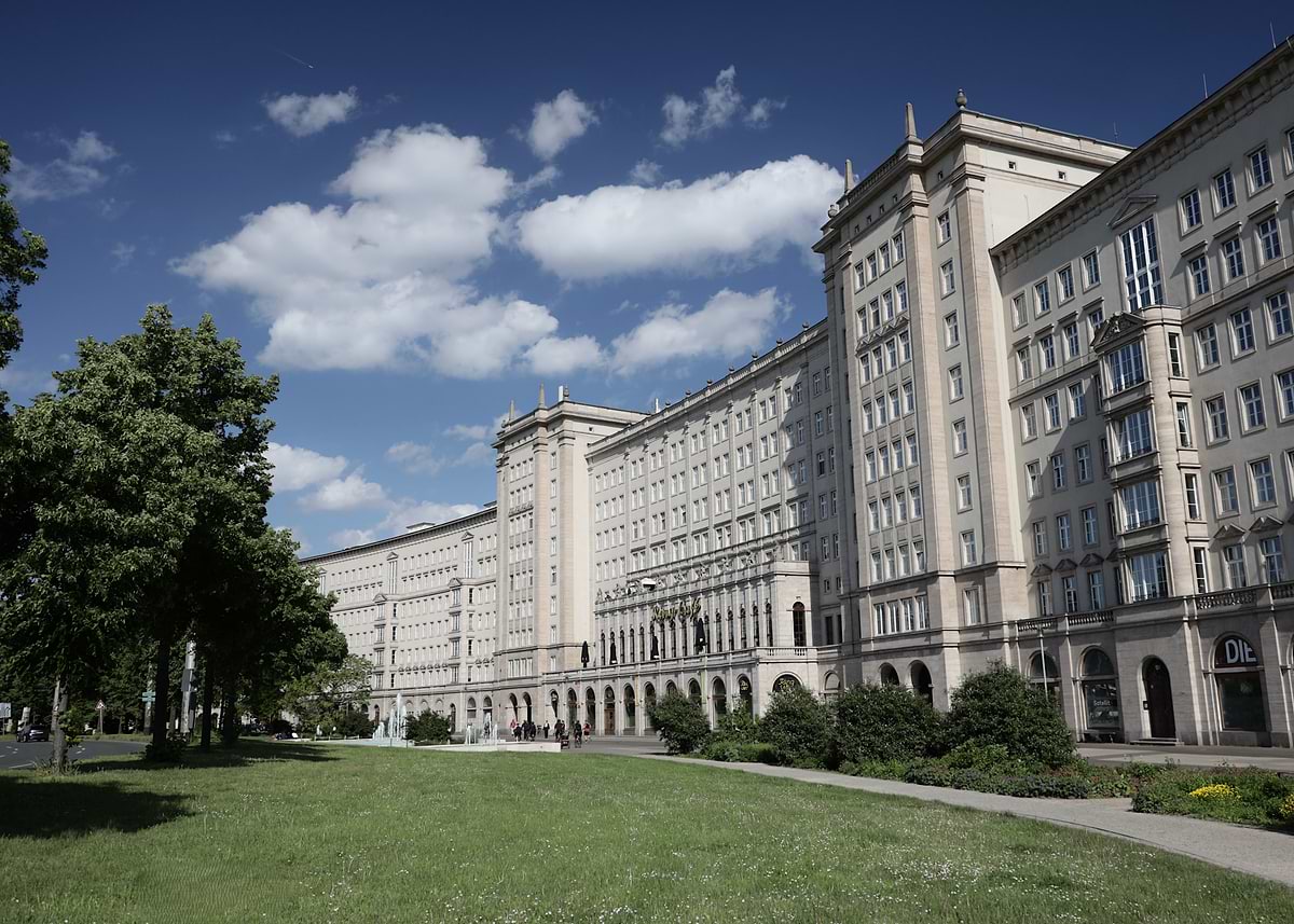 'Skyline of Leipzg' Poster, picture, metal print, paint by Tisu ...