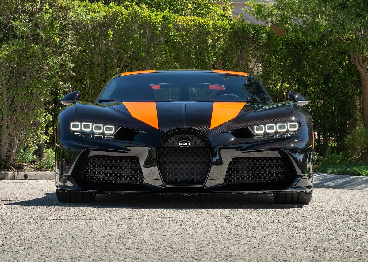 'Bugatti Chiron Super Sport Front View' Poster, picture, metal print ...