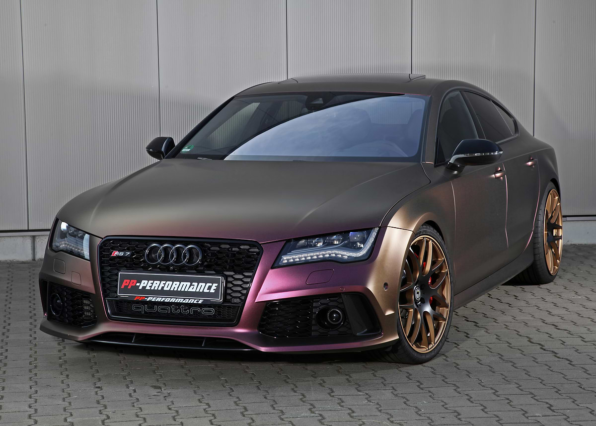 'Audi RS7 with Color-Shifting Paint' Poster, picture, metal print ...