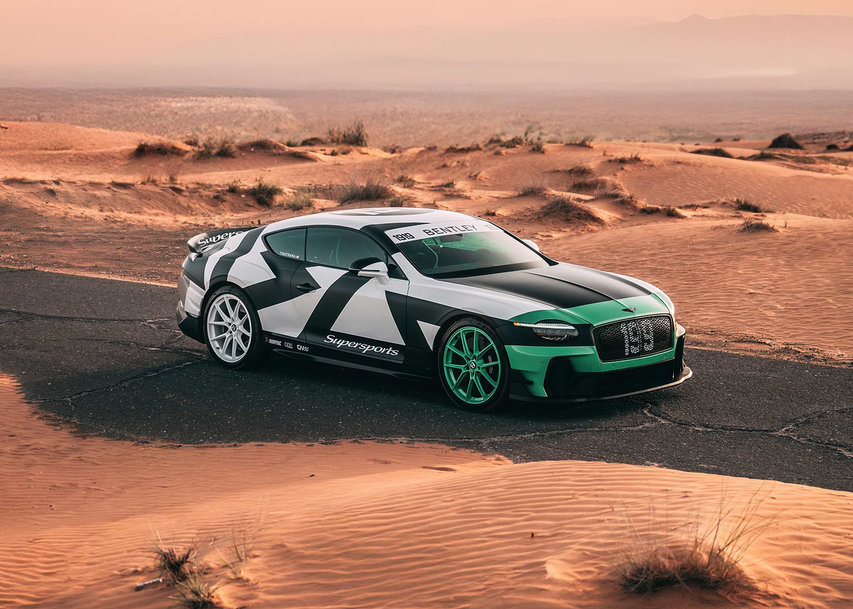 'Bentley Supersports in Desert Landscape' Poster, picture, metal print ...
