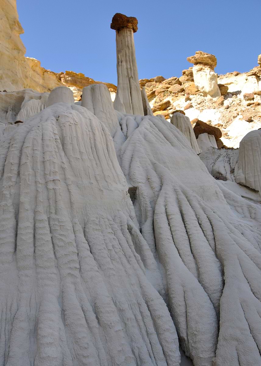 'wahweap hoodoos' Poster, picture, metal print, paint by alex neumayer ...