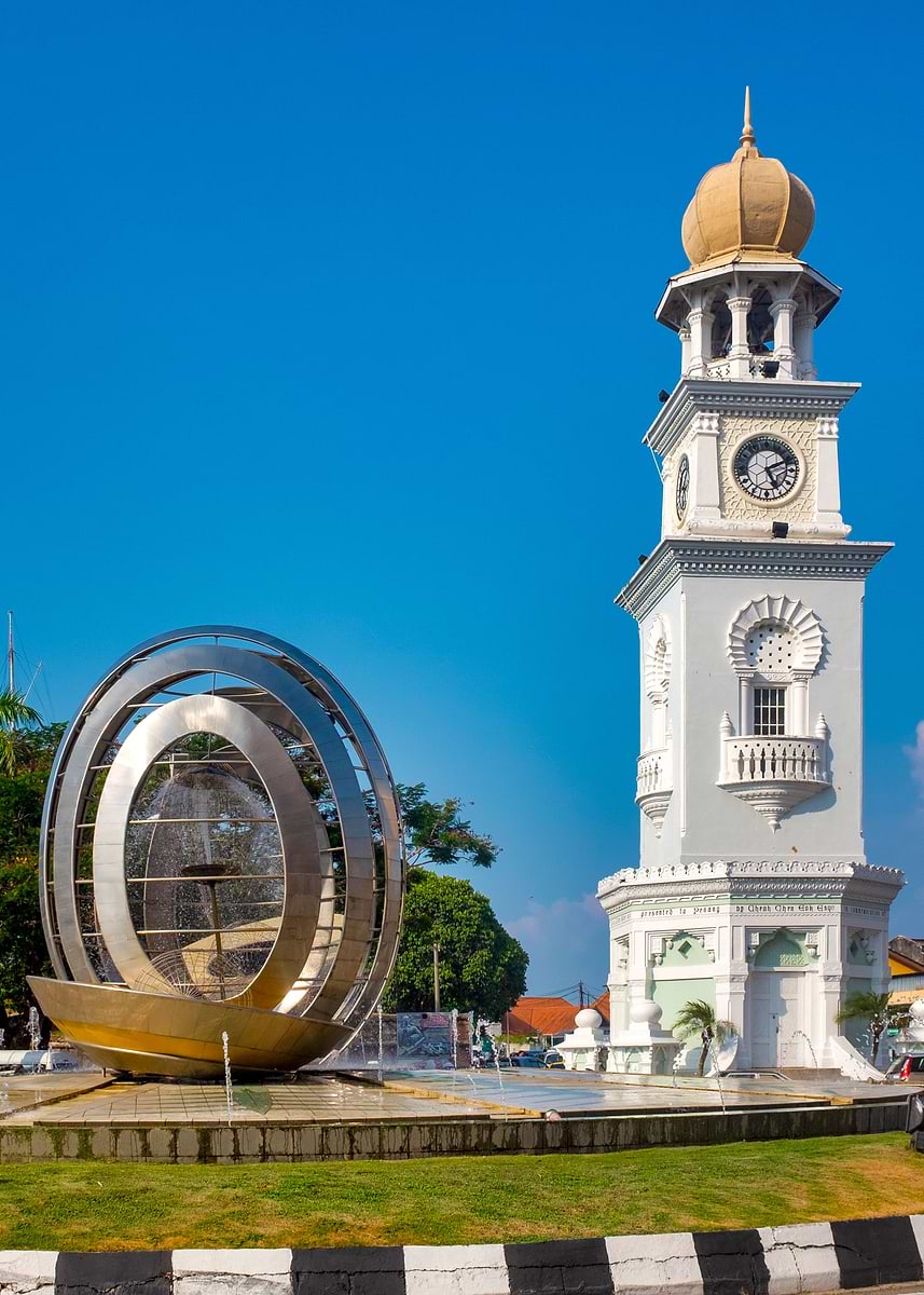'Jubilee Clock Tower' Poster, picture, metal print, paint by Fabrizio ...