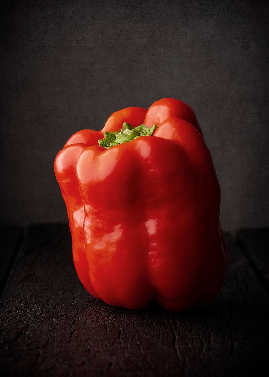 'Bell pepper' Poster, picture, metal print, paint by Garnett Davy ...
