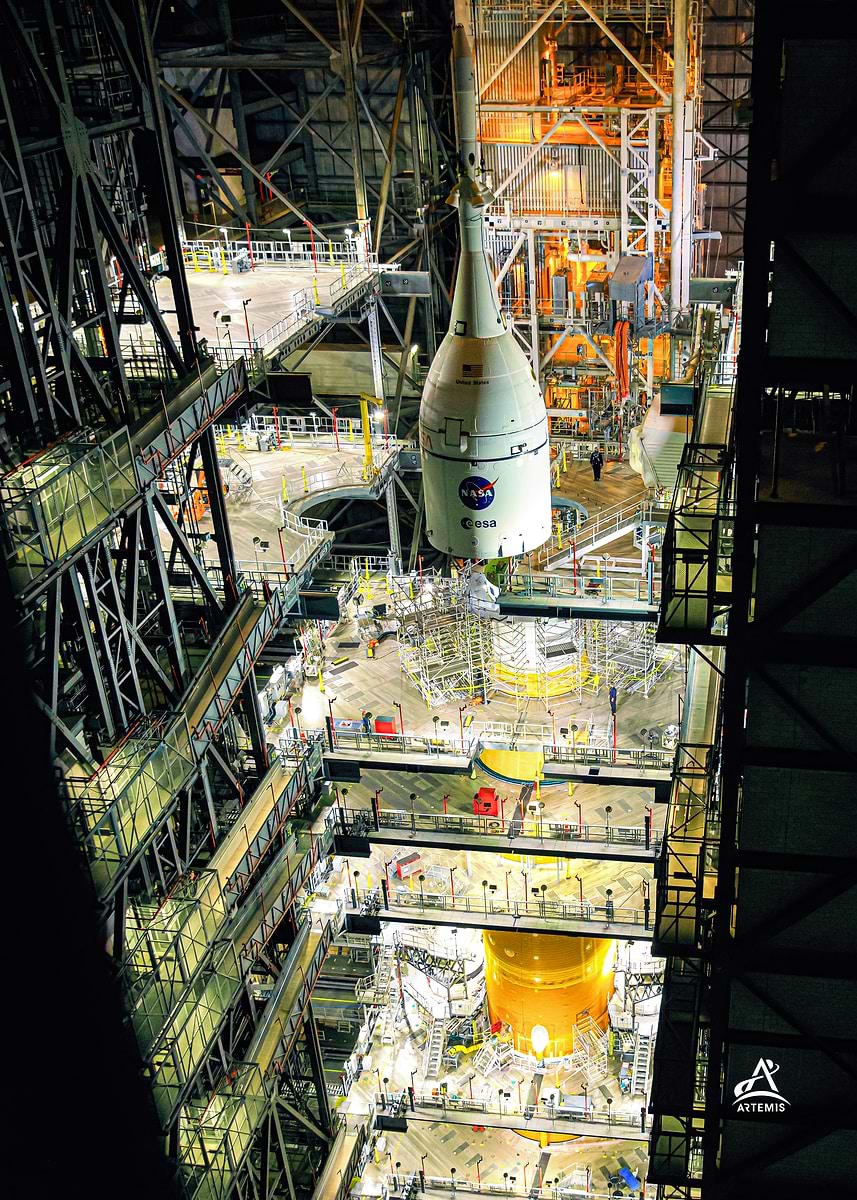 'Artemis I construction' Poster, picture, metal print, paint by NASA ...