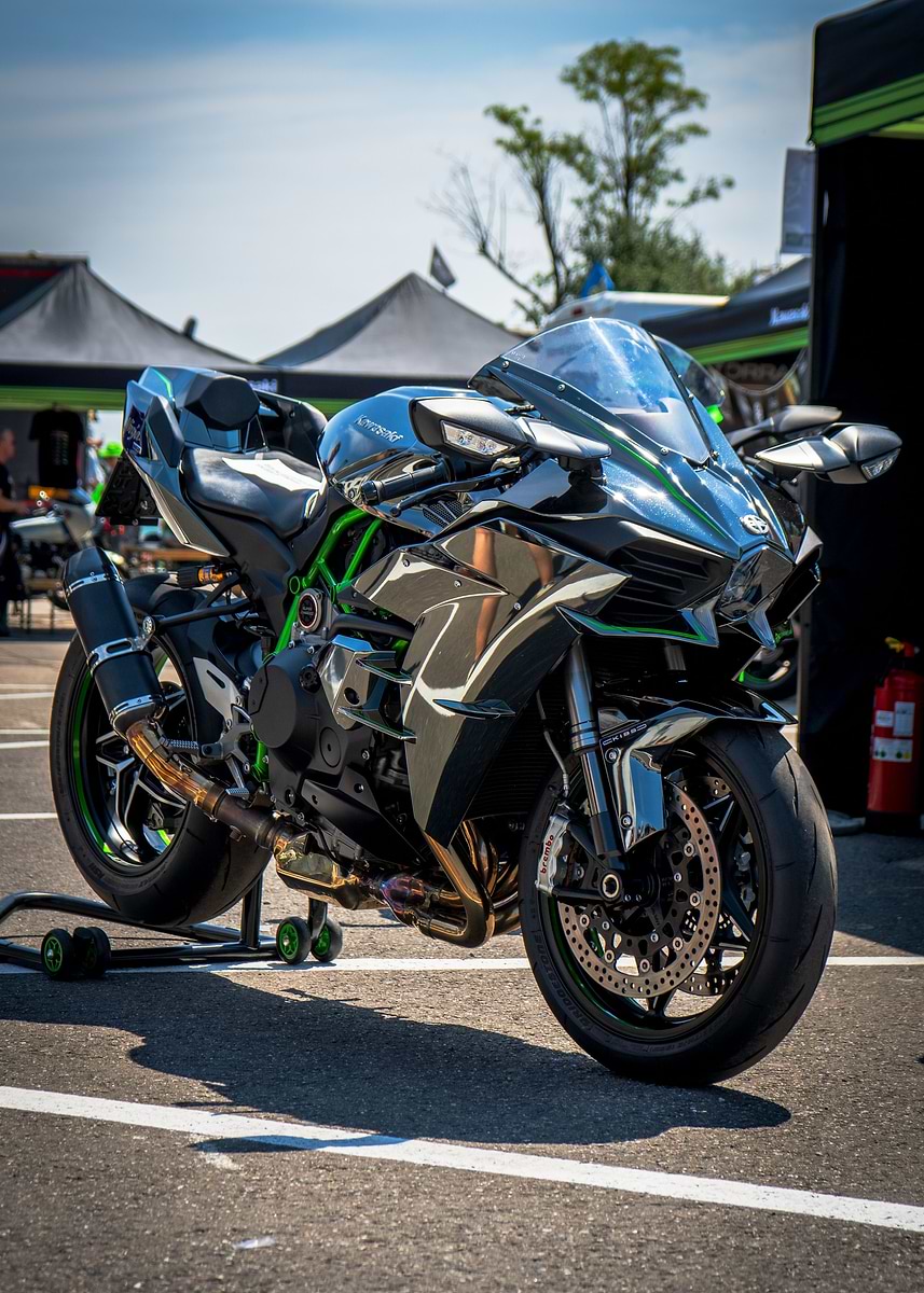 'Kawasaki Ninja H2 Front' Poster, picture, metal print, paint by Nils ...
