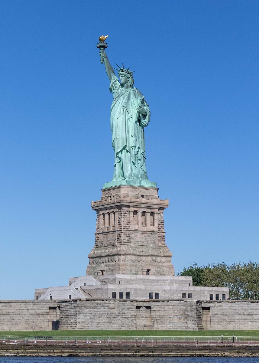 'Lady Liberty' Poster, picture, metal print, paint by Philip Jones ...