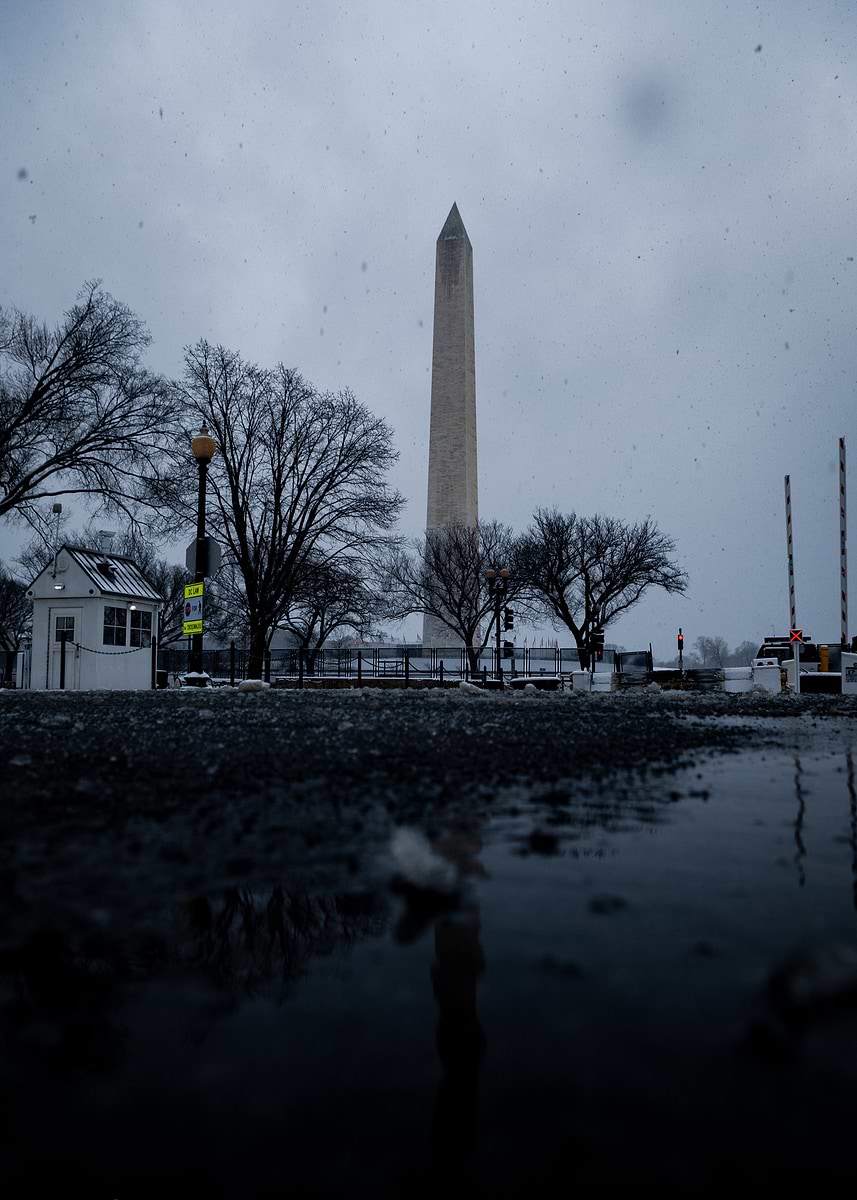 'Washington Monument in Winter Snow' Poster, picture, metal print ...