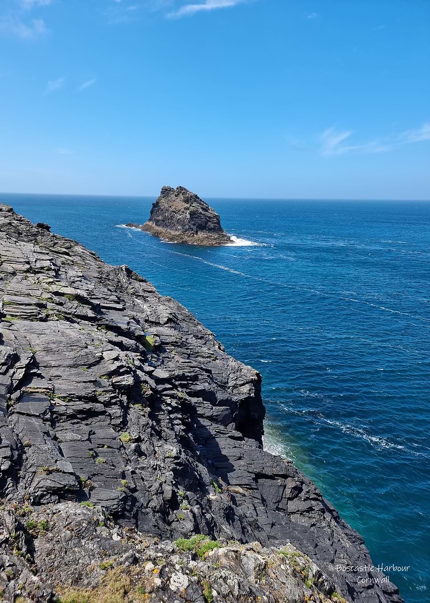 'Boscastle Harbour Coastal Cliff and Sea Stack View' Poster, picture ...