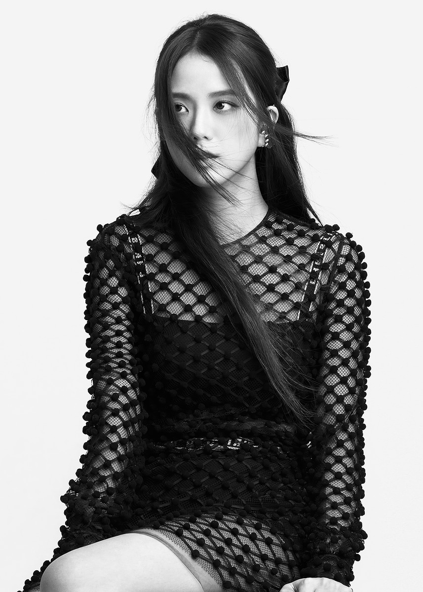 'Blackpink Jisoo Fashion Portrait' Poster, picture, metal print, paint ...